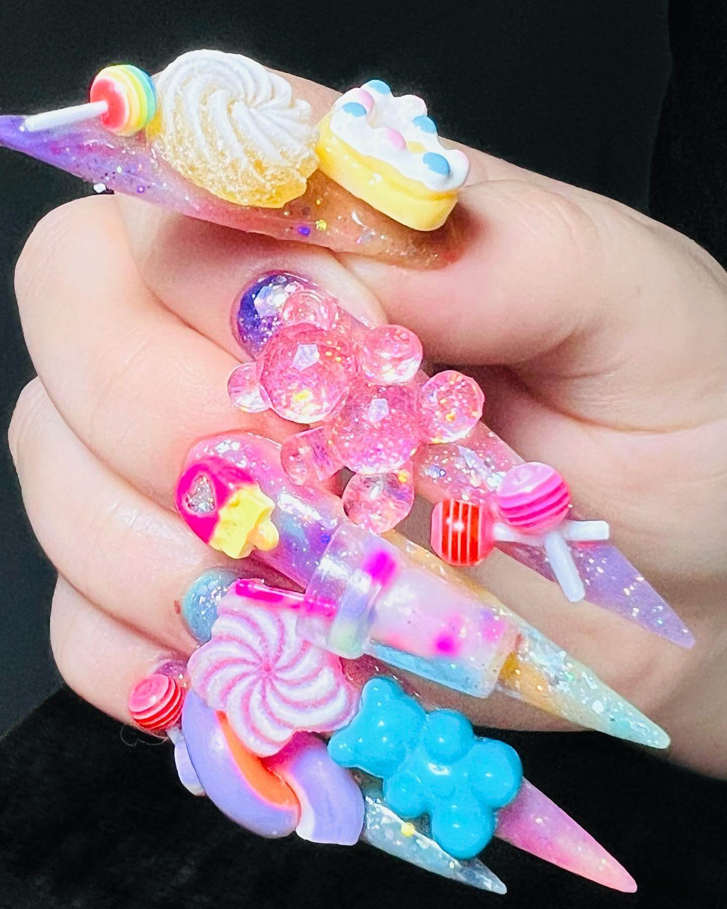 31 Fun Candy Nails - Ak Pal Kitchen
