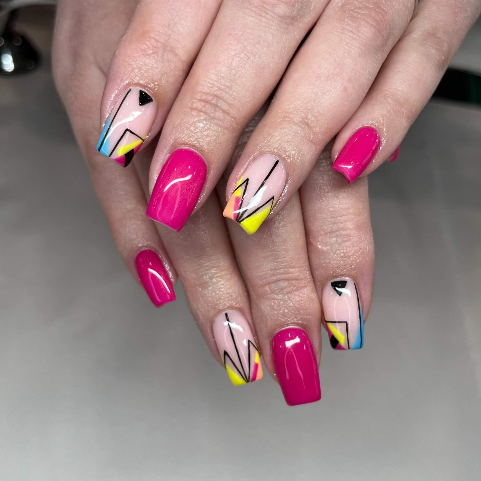 31 Trending Abstract Nail Art Designs - Ak Pal Kitchen