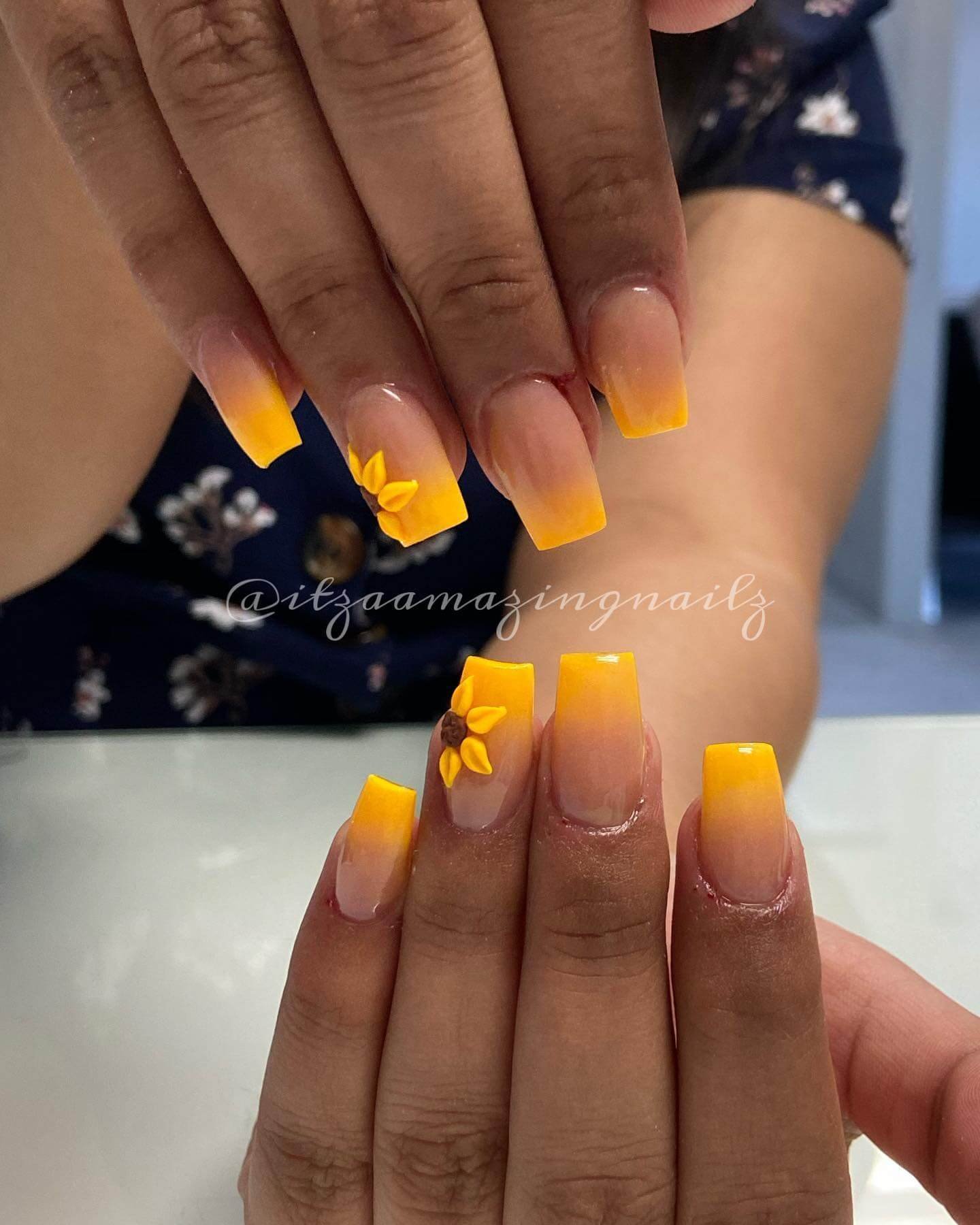 31 Gorgeous Sunflower Nails - Ak Pal Kitchen