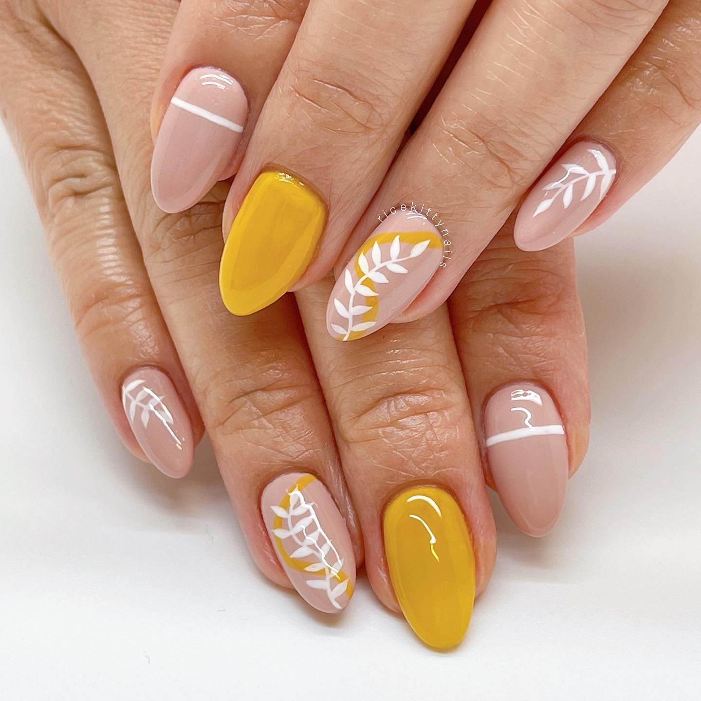 31 Trendy Mustard Yellow Nails - Ak Pal Kitchen