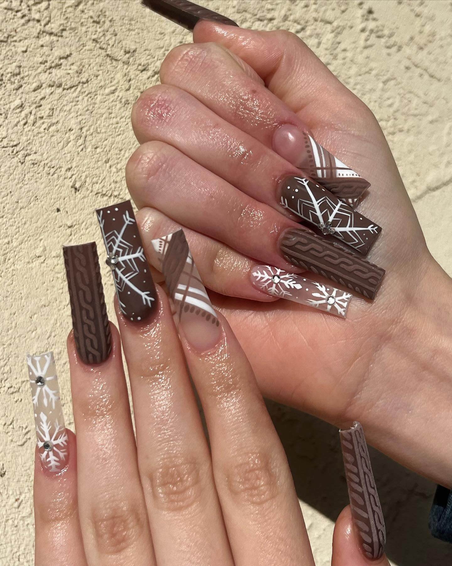 31 Stunning Sweater Nails - Ak Pal Kitchen