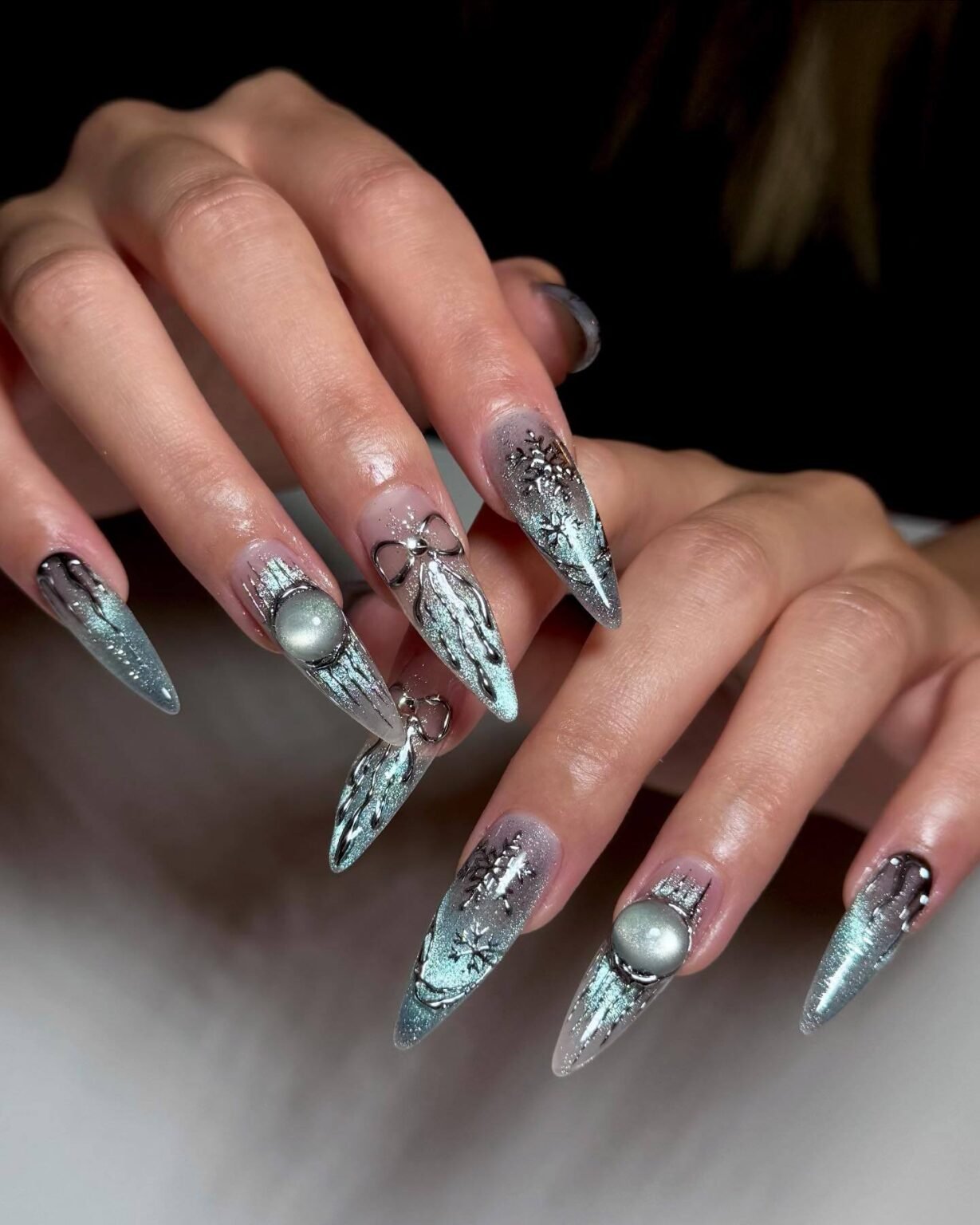 31 Stunning Silver Nails - Ak Pal Kitchen