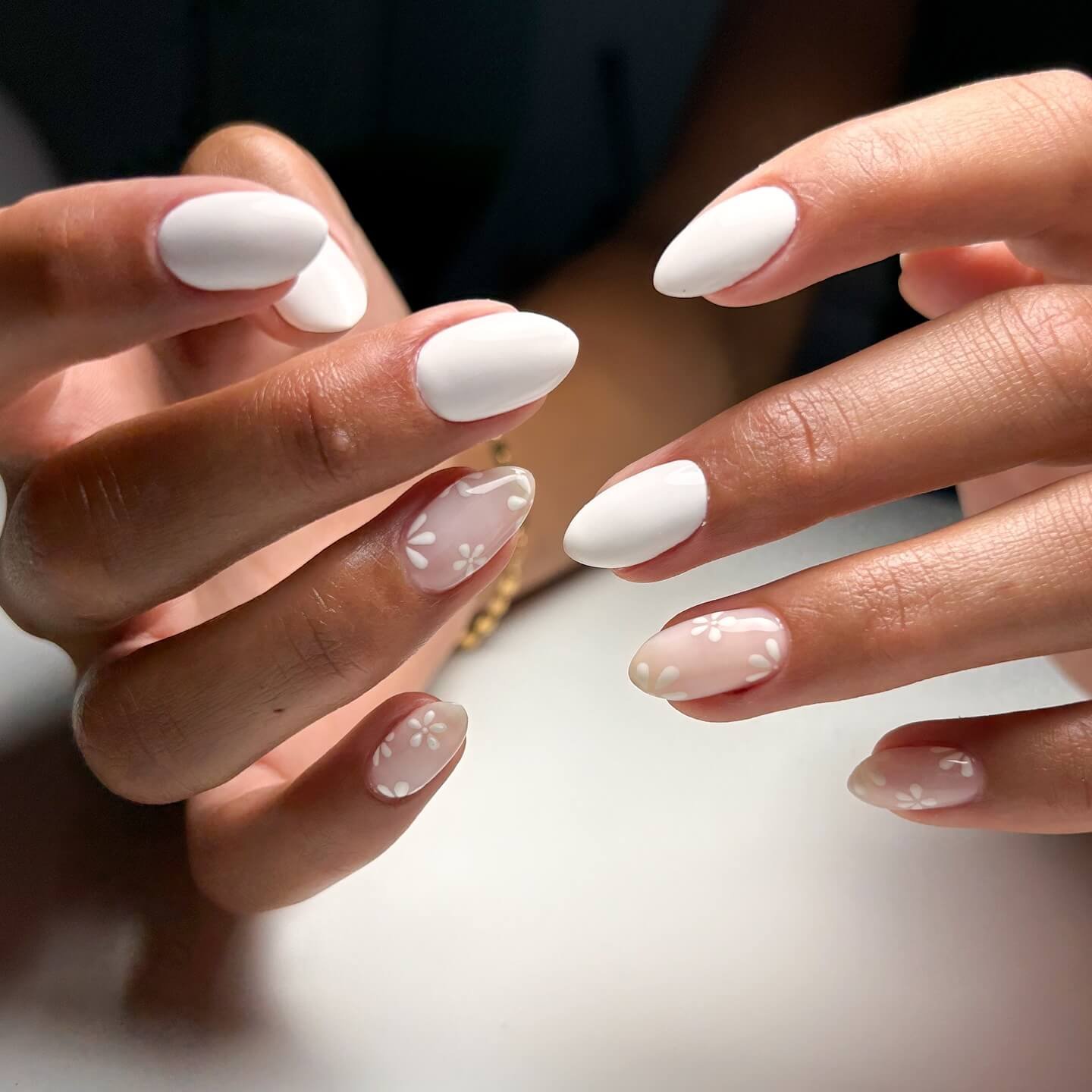 31 Elegant White Nails - Ak Pal Kitchen