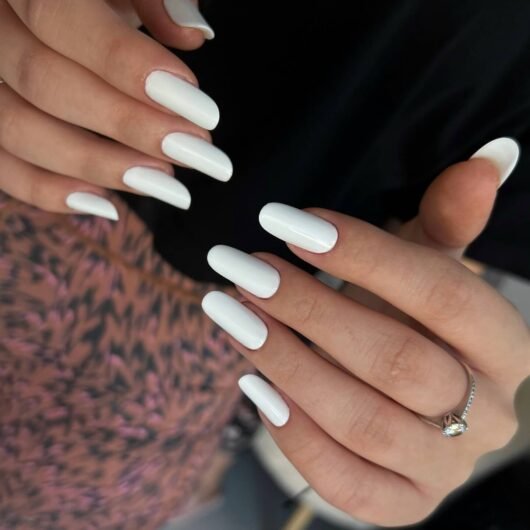 31 Elegant White Nails - Ak Pal Kitchen