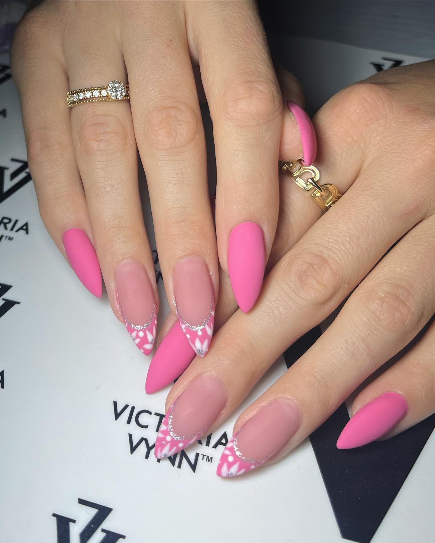 21 Gorgeous Baby Pink Nails - Ak Pal Kitchen